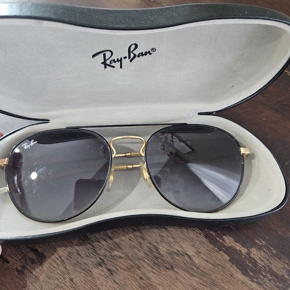 Ray-Ban | Accessories | Ray Ban Aviators And Case Black And Gold | Poshmark
